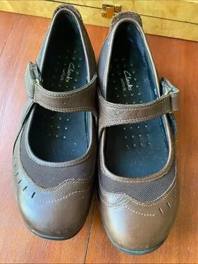 Clarks | Shoes | Clarks Wave Walk Shoes Womens 6 W Mary Janes Brown ...